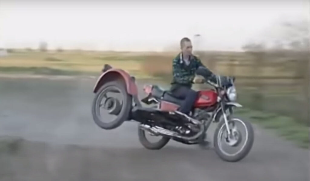 Riding Tip: Learn Motorcycle Throttle Control | TEAM Arizona